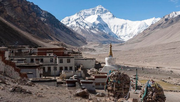 Geshe Tashi Dhondup: Three Tibetan Poems translated by Karen Petersen ...